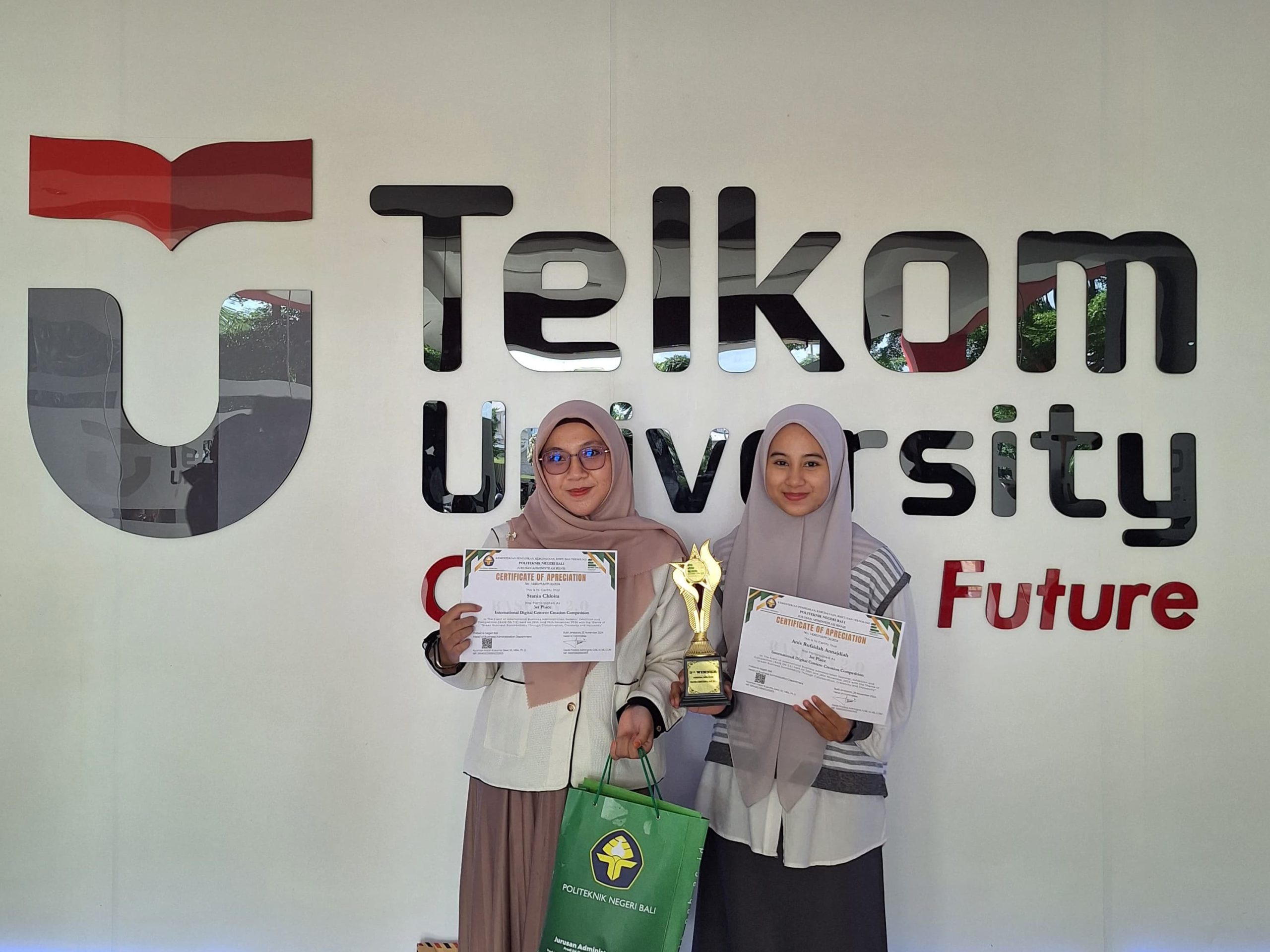 Luar Biasa! Mahasiswa Telkom University Raih Juara 3 di Kompetisi Internasional Digital Content ...